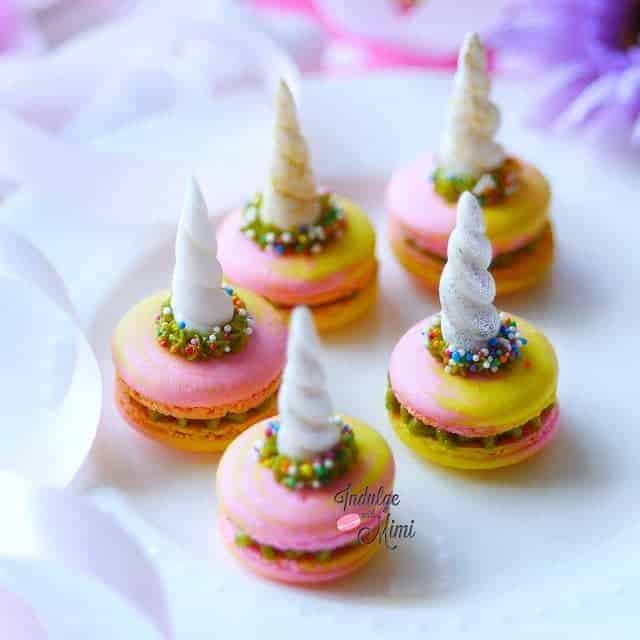 3D Rainbow & Cloud Macarons with Vanilla Filling - Indulge With Mimi