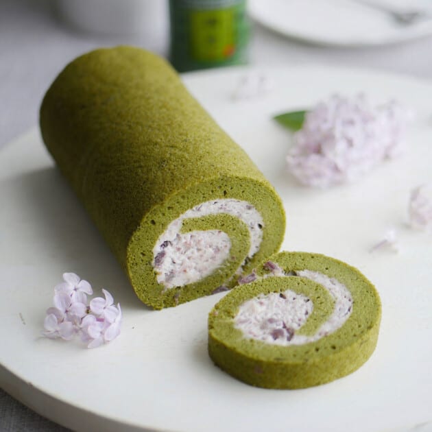 Fresh Strawberry and Cream Japanese Cake Roll - Indulge With Mimi
